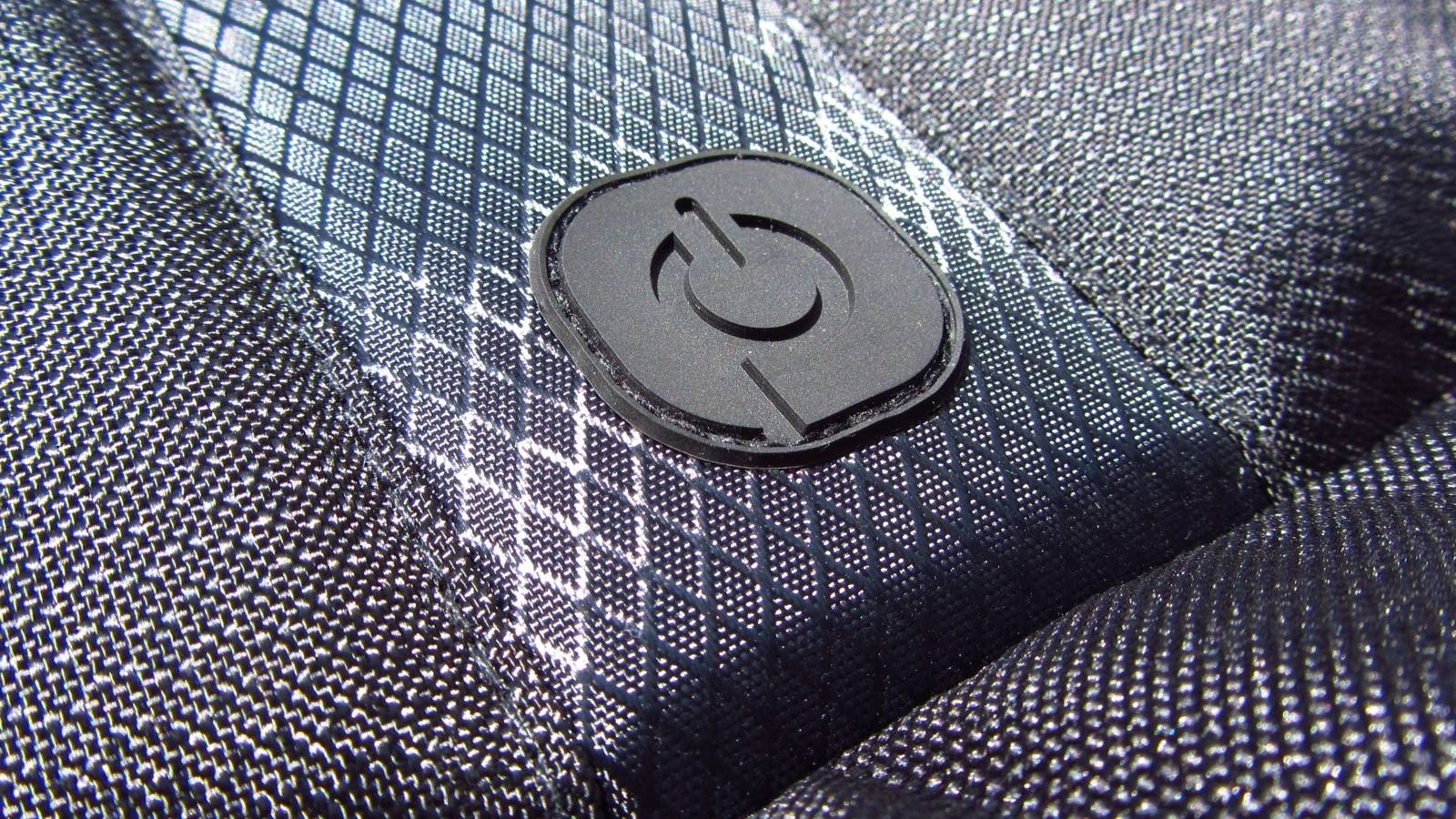 Powerbag Instant Messenger Bag Review: Yes, Putting Batteries In A Bag ...