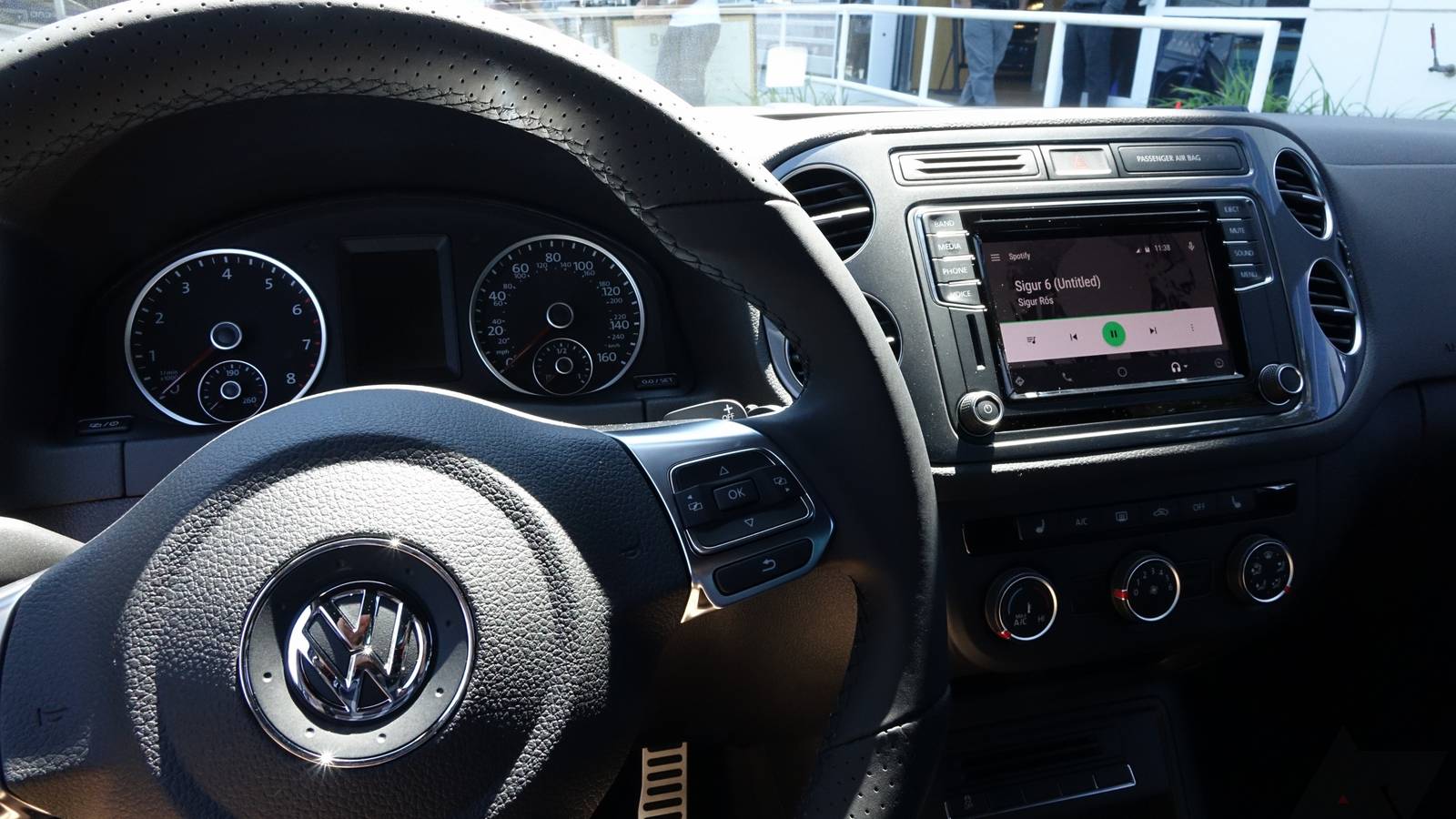 [Hands-On] Volkswagen Officially Unveils Android Auto On Upcoming 2016 ...