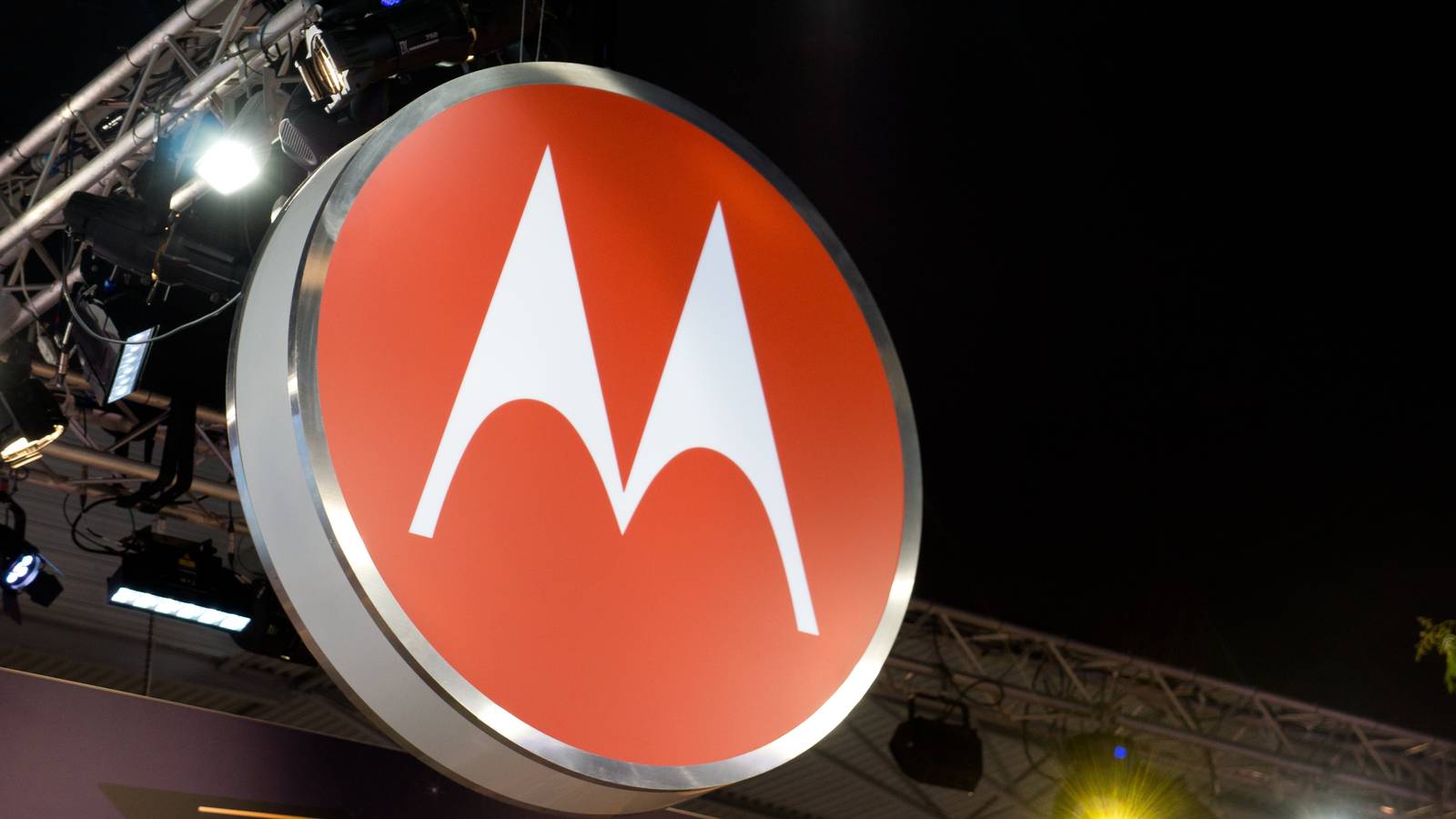 Motorola Releases New Camera App In The Play Store, But Only For Its ...