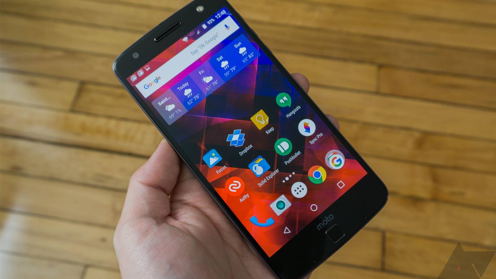 Moto Z DROID, Z Force DROID, and Moto Mods are up for pre-order in the US