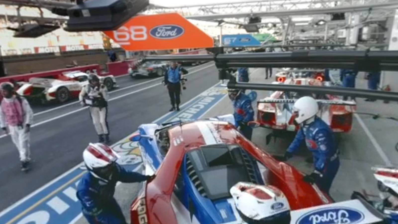 FordVR brings behind-the-scenes VR racing videos to your phone