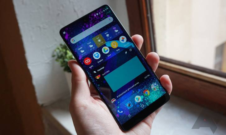 Official LineageOS builds now available for Essential Phone