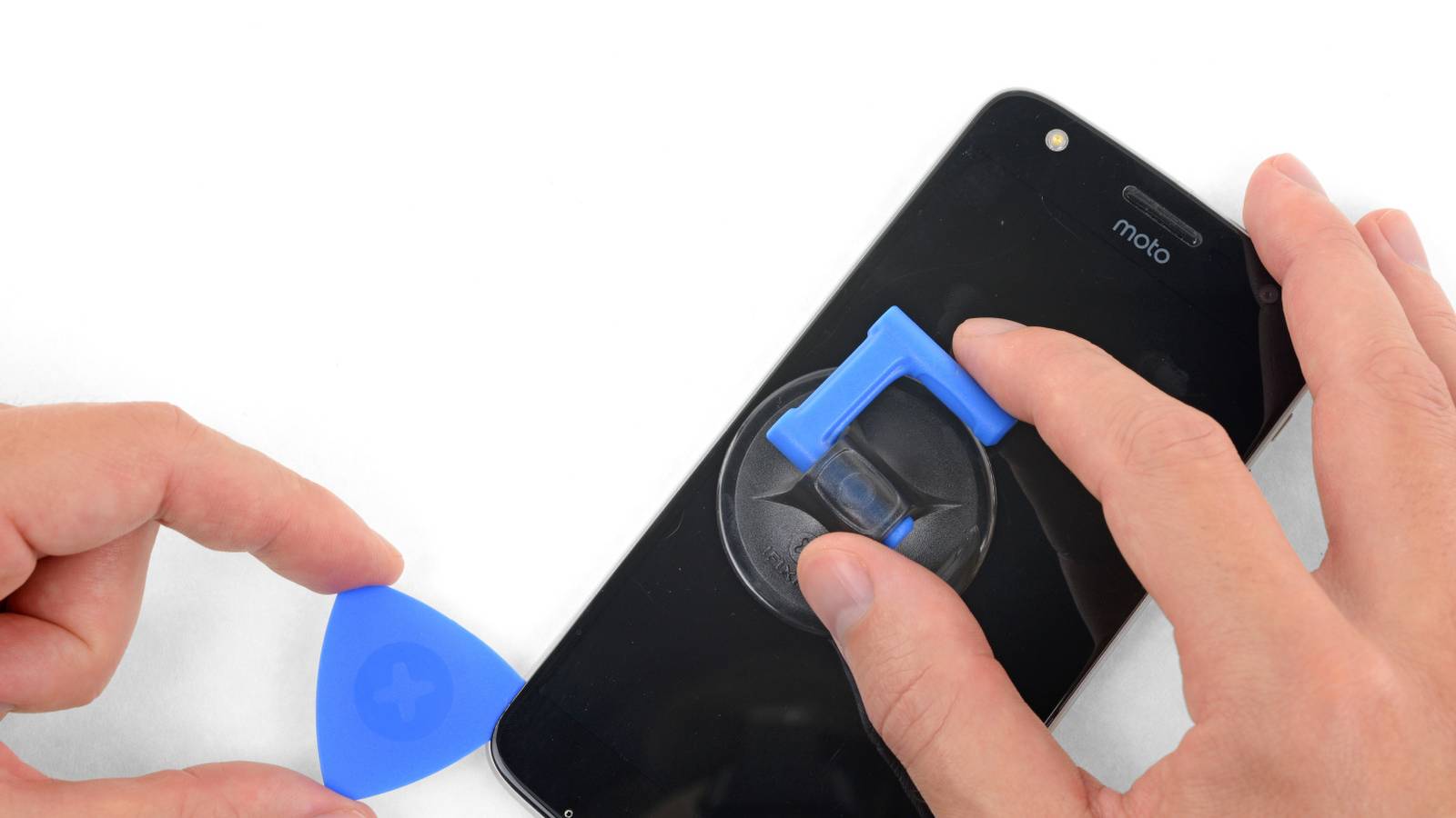 Motorola partners with iFixit to offer official phone repair kits