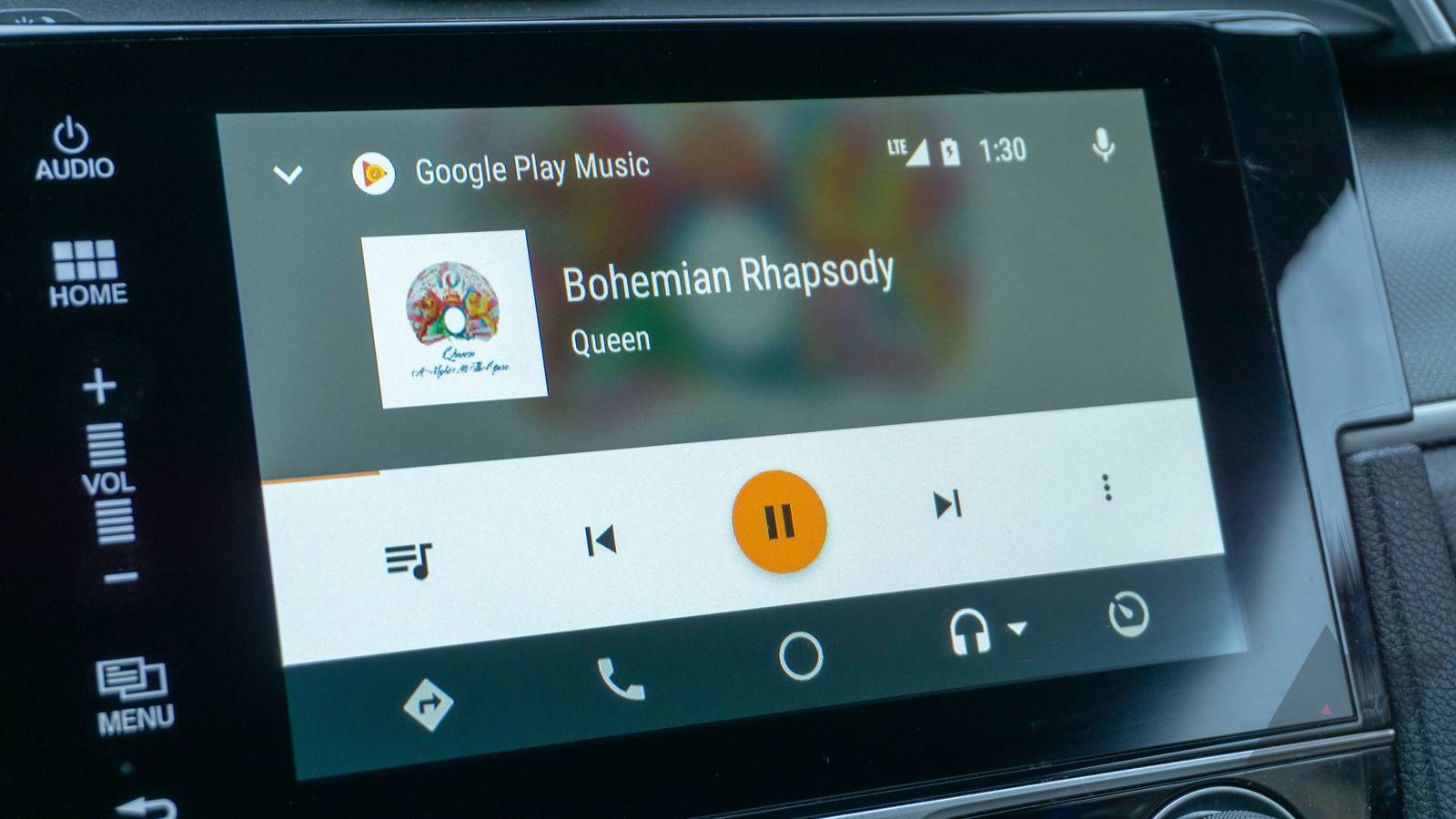 Google rolls out new media and messaging features to Android Auto