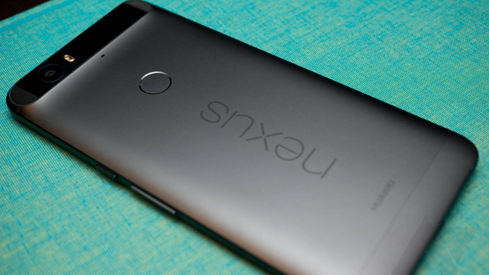 End of an era: The final Nexus phones may have just gotten their last ...