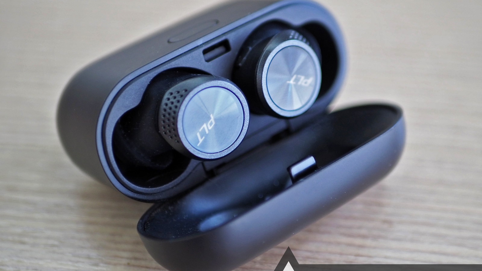 Plantronics BackBeat Pro 5100 review: Price and MicroUSB spoil these ...