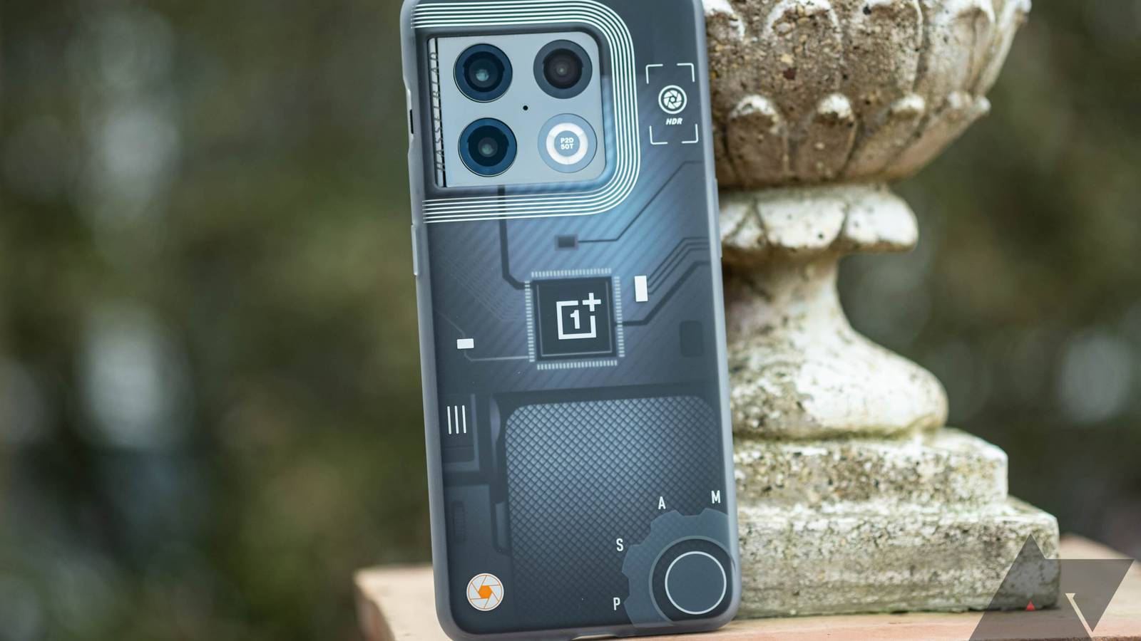 Best OnePlus 10 Pro cases