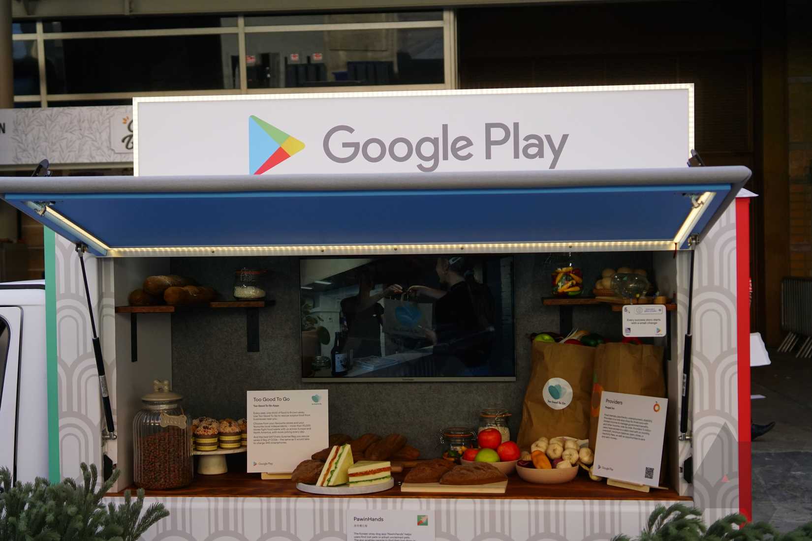 Google Play: Android's digital marketplace explained