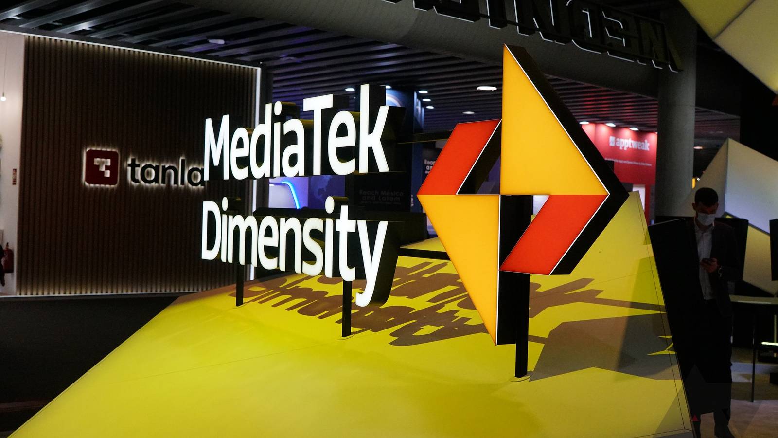 MediaTek’s new Dimensity 7200 Ultra brings its 4nm process to upper-midrange phones