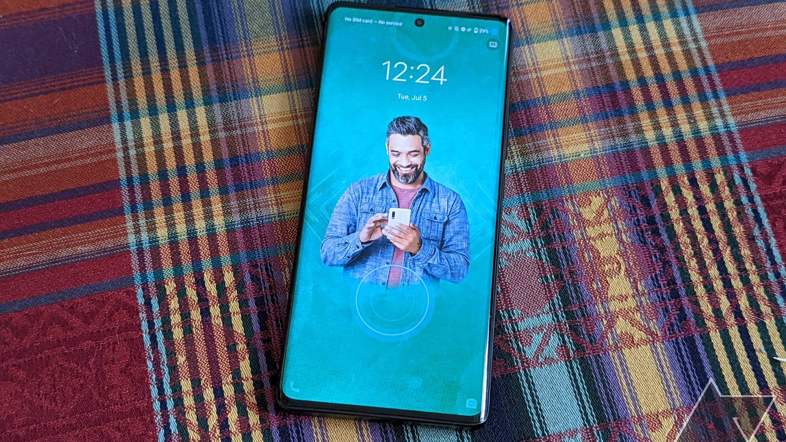 This ad company subsidiary is teaming up with US carriers to take over ...