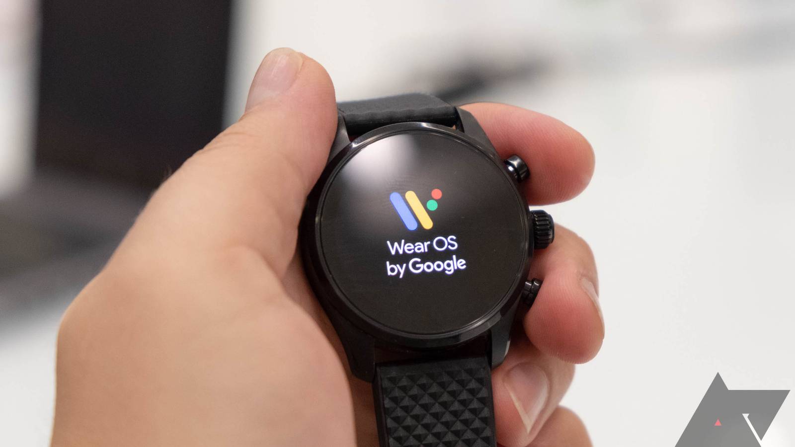September Google Play system updates add some new features for Wear OS ...