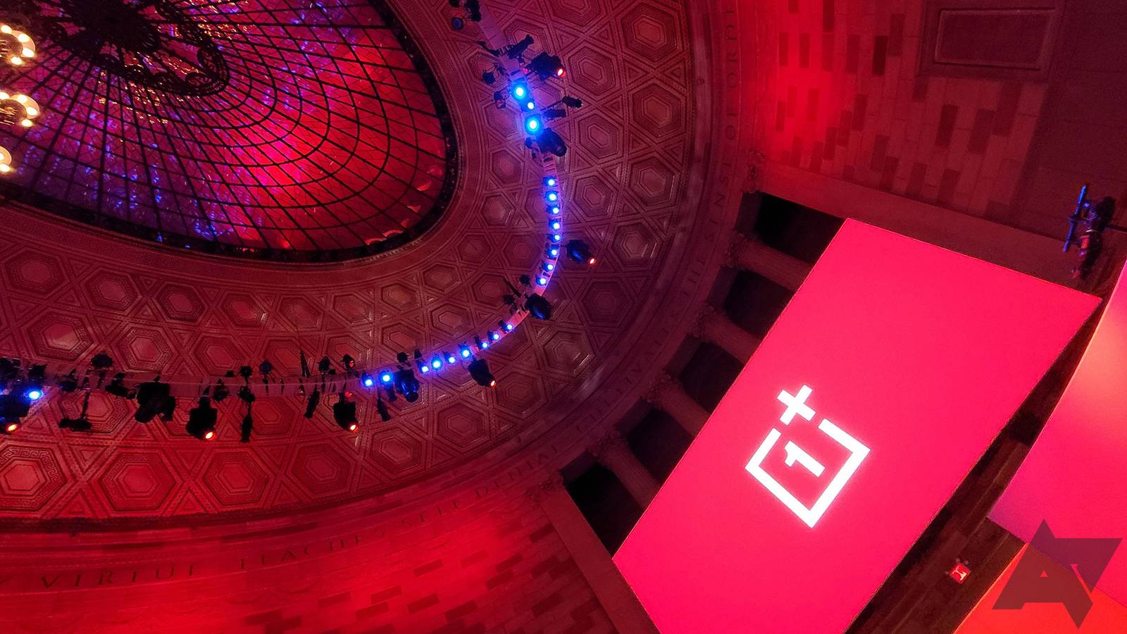 OnePlus shows off OxygenOS 13, headed first to the OP 10 Pro