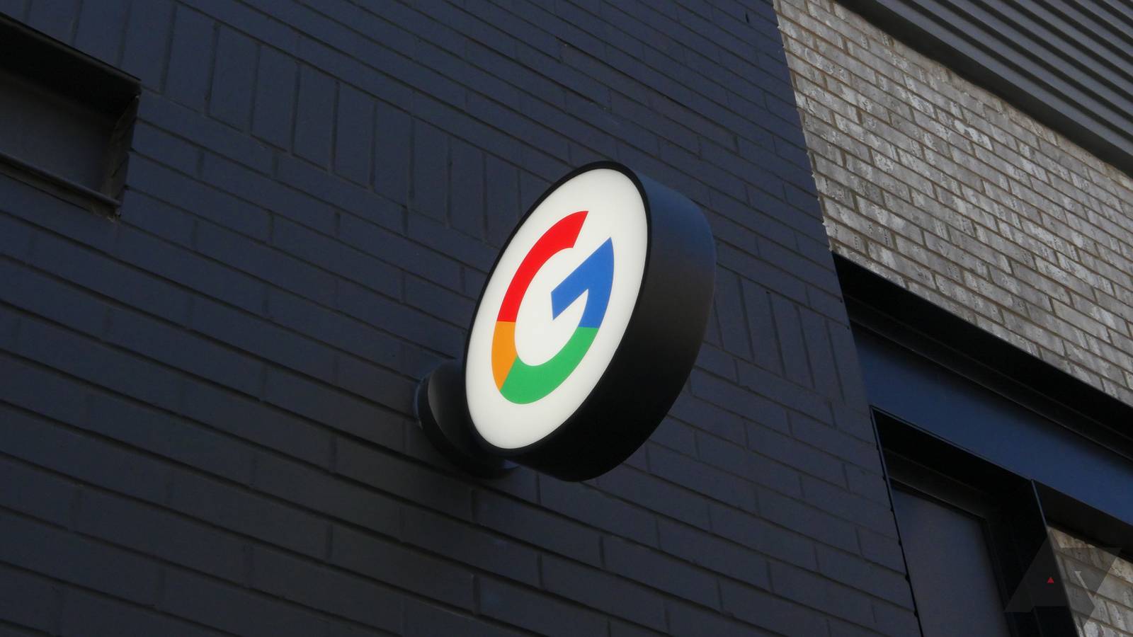 Surprisingly strong Pixel sales have Google prioritizing hardware in 2023