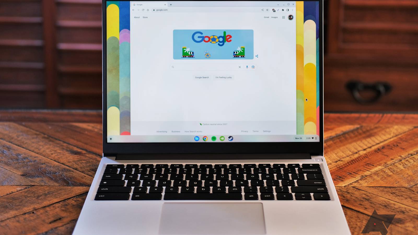 How to set up and use a Chromebook with an external monitor, keyboard ...