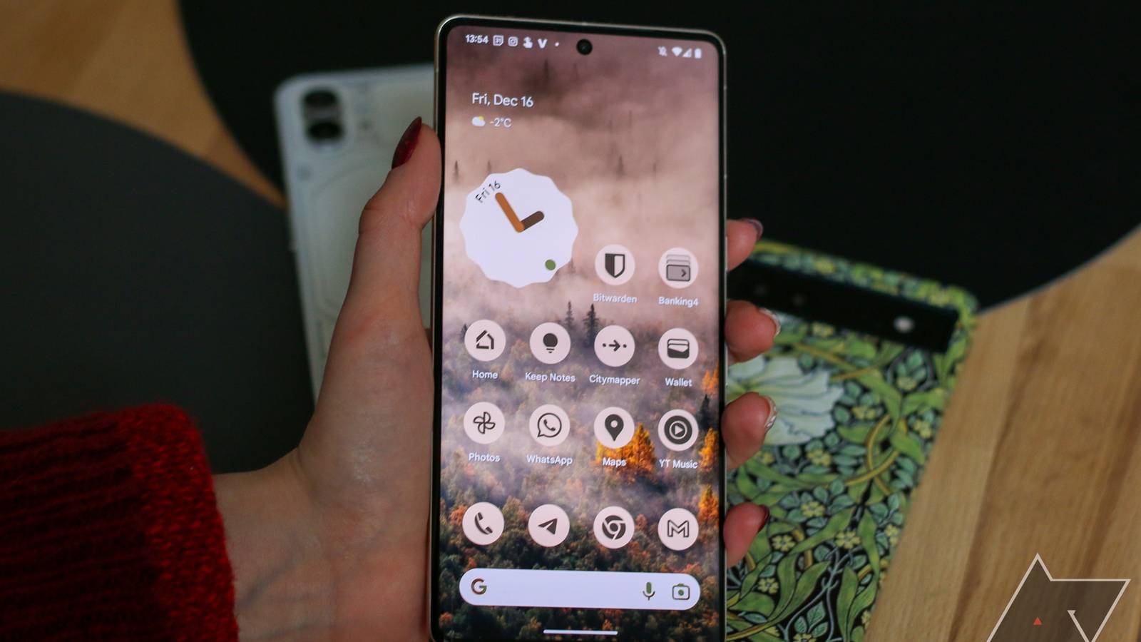 Google Pixel: How to turn on the Clear Calling feature