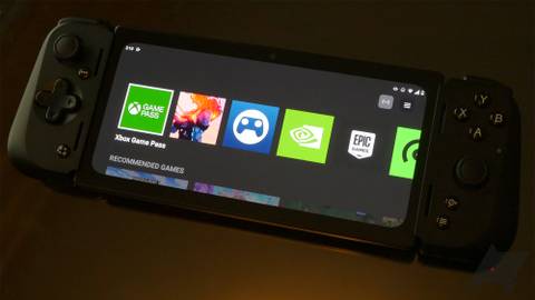 The uber-cool Razer Edge 5G hits Verizon's store shelves