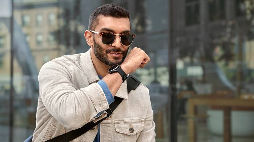 Can Garmin smartwatches answer calls?