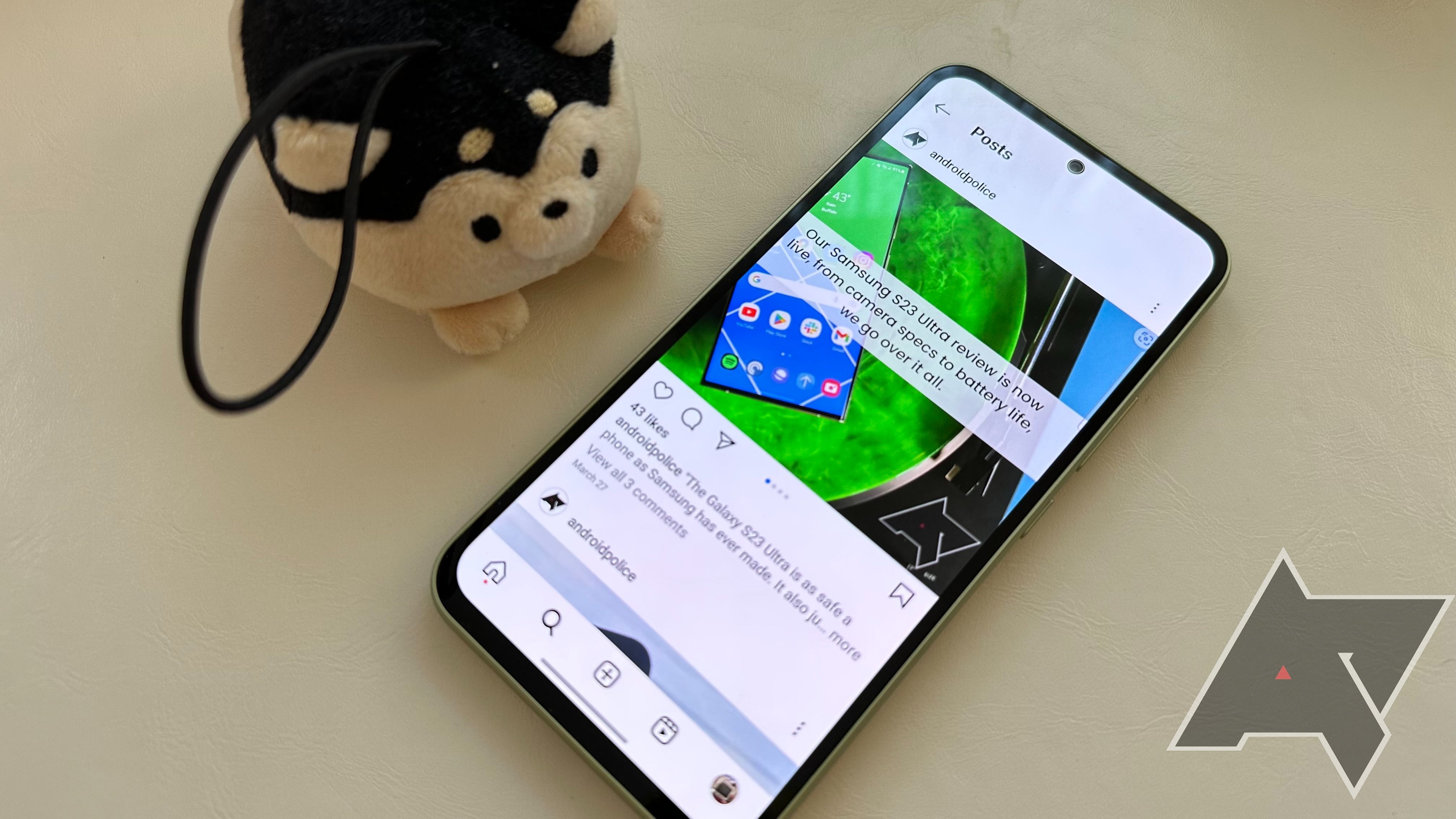 Samsung Galaxy A54 vs. Galaxy S23: How much better is the flagship model?