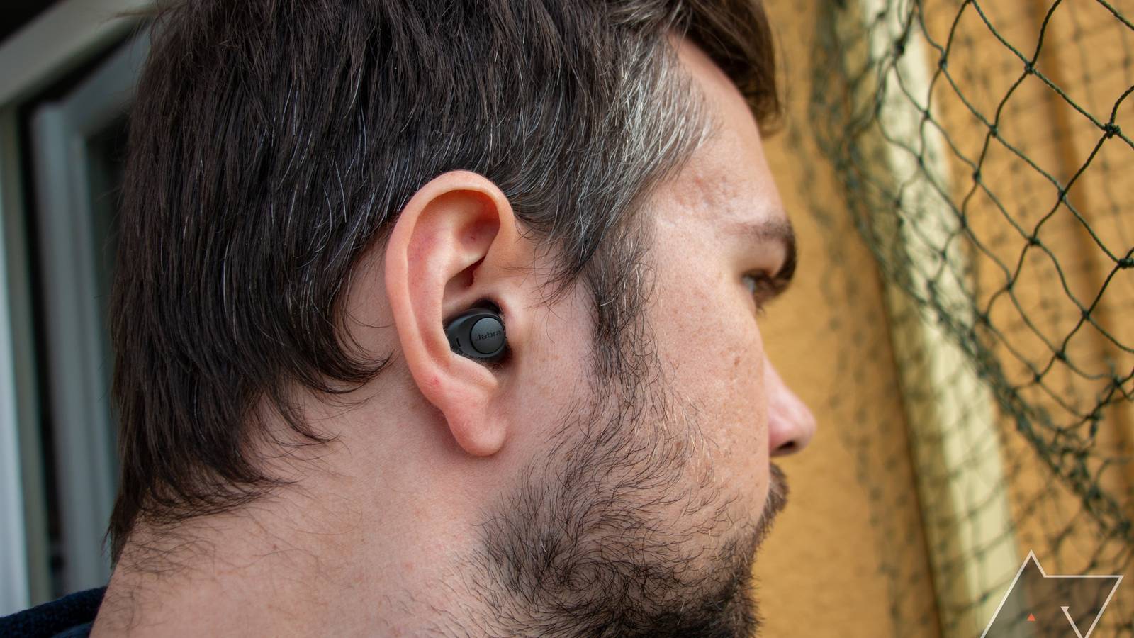 Hearables: The complete guide to assistive audio hardware