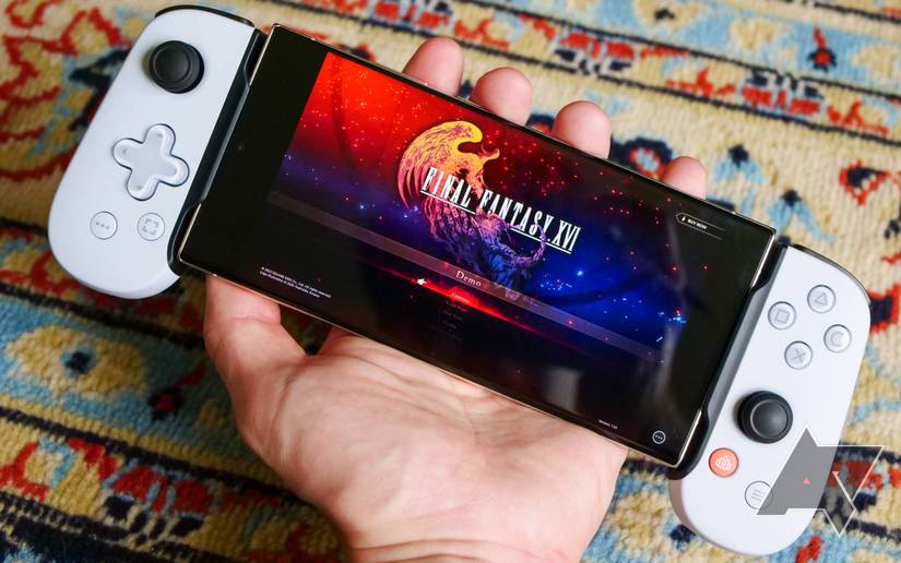 Razer Kishi V2 vs. Backbone One: There's a clear winner here