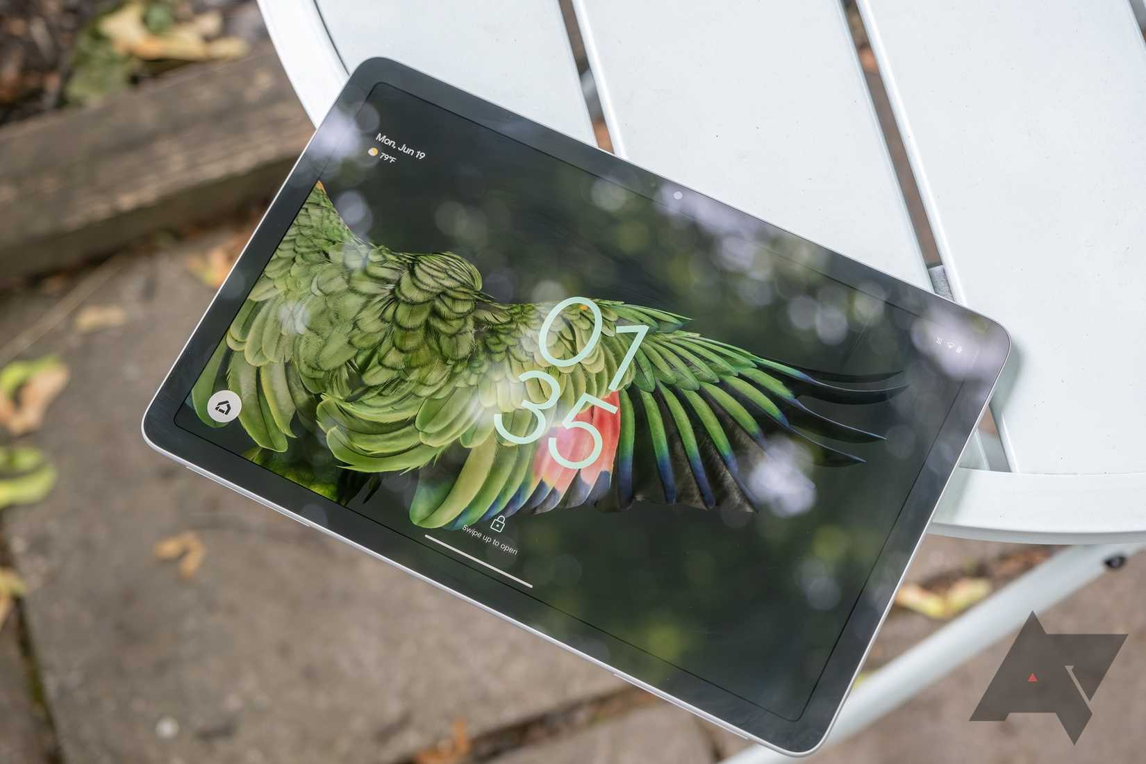 Samsung Galaxy Tab S10 Ultra vs. Google Pixel Tablet: Different tablets ...