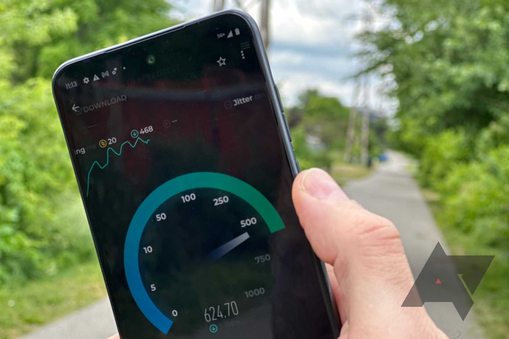 T-Mobile leaves AT&T and Verizon in the dust in latest speed test