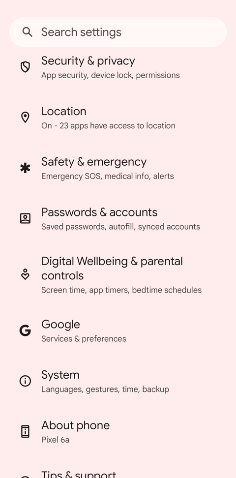 How to turn your phone screen to grayscale