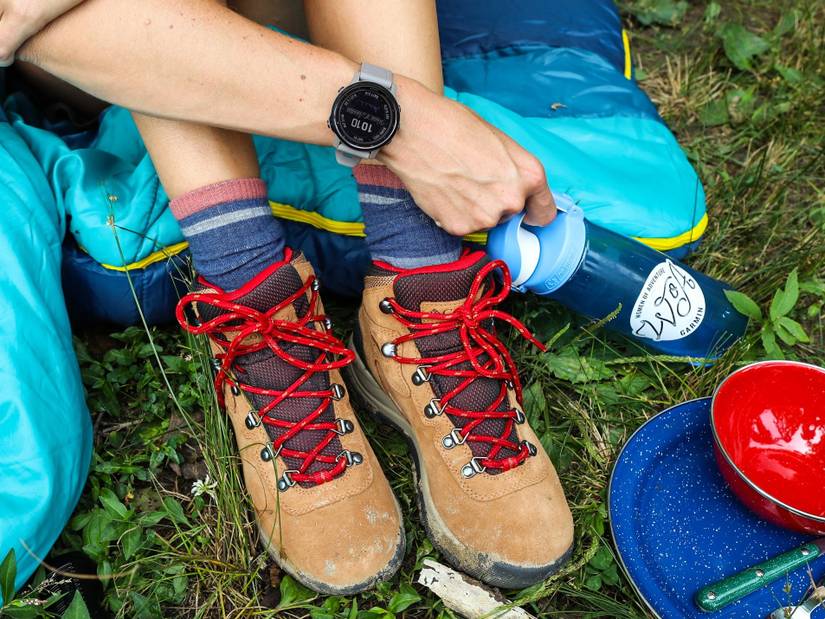 Do Garmin watches have solar charging?