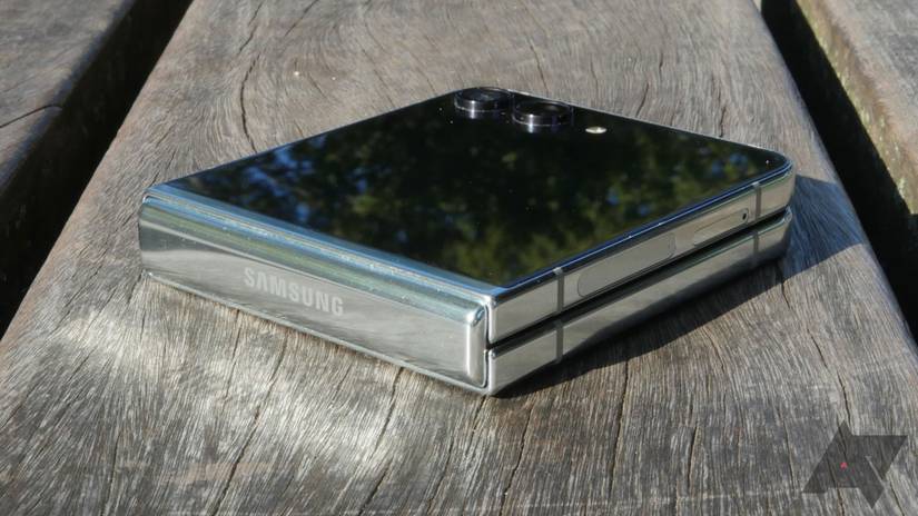 Samsung Galaxy Z Flip 5 review: Flex Window for the win