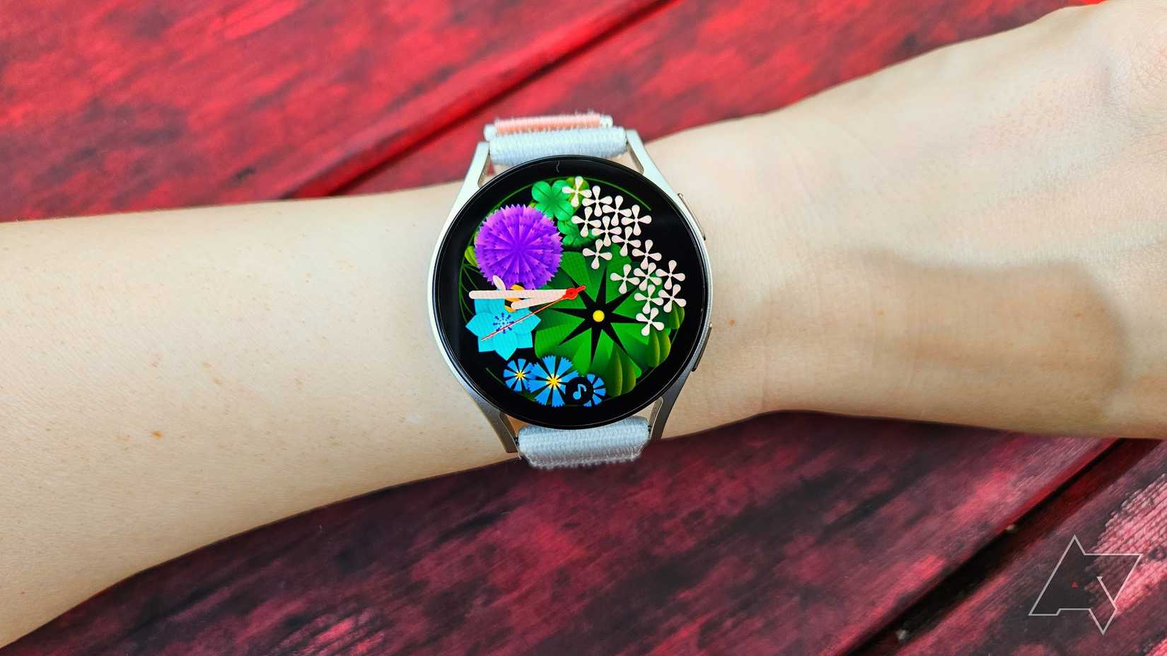 Samsung Galaxy Watch FE vs. Galaxy Watch 6: Wear OS for less?