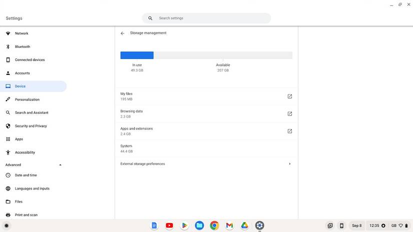 How to use an SD card for storage on your Chromebook