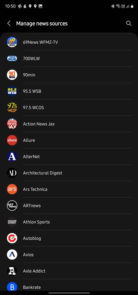 What is Samsung News and how do you use it?