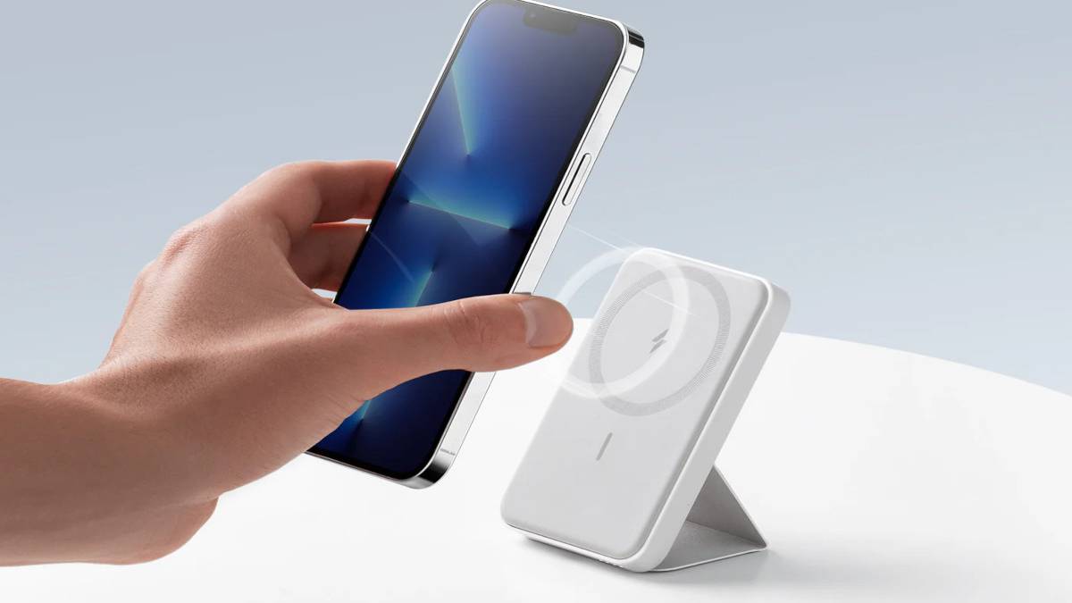 Anker's magnetic wireless charger hits its best price ever in this ...