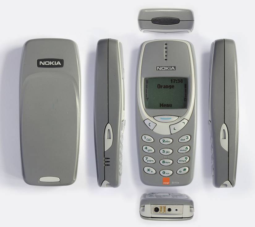 nokia 2000 year