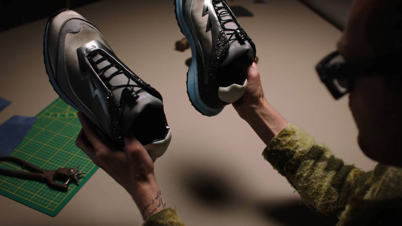 Samsung's Shortcut Sneakers will let you click your heels together to ...