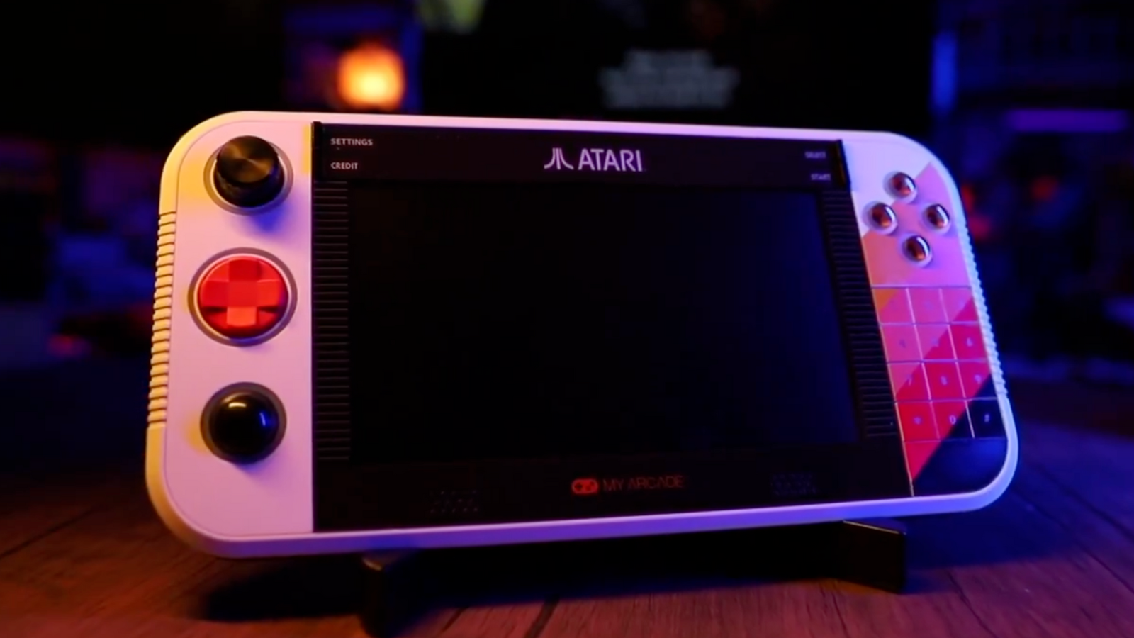 Atari throws its hat into the handheld ring with the Gamestation Go