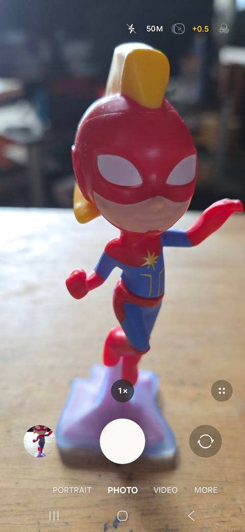 Samsung camera: Fix shadowing, glare, and reflections in bad photos