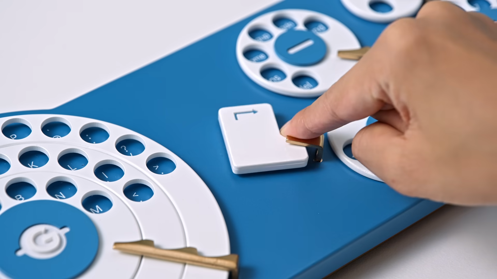 Gboard Dial Version shows an alternate way to get your words on screen