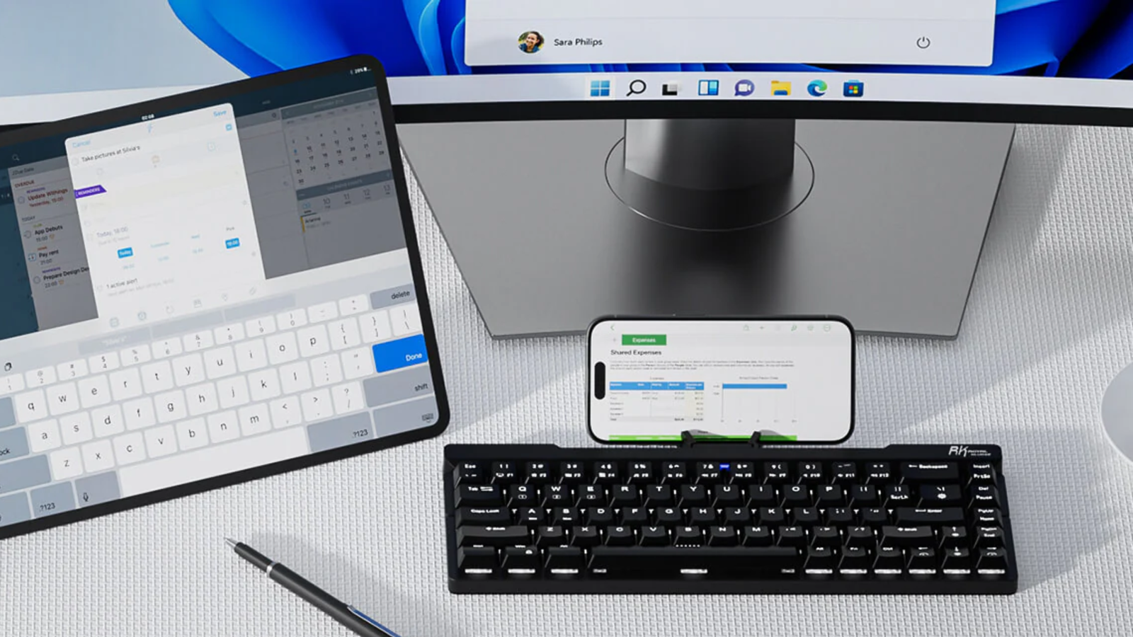 Turn your phone or tablet into a productivity beast with this foldable ...