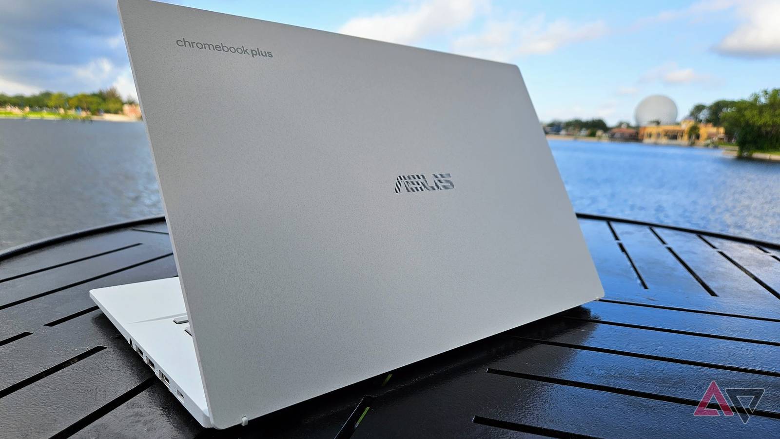 How to open a Linux terminal window on your Chromebook