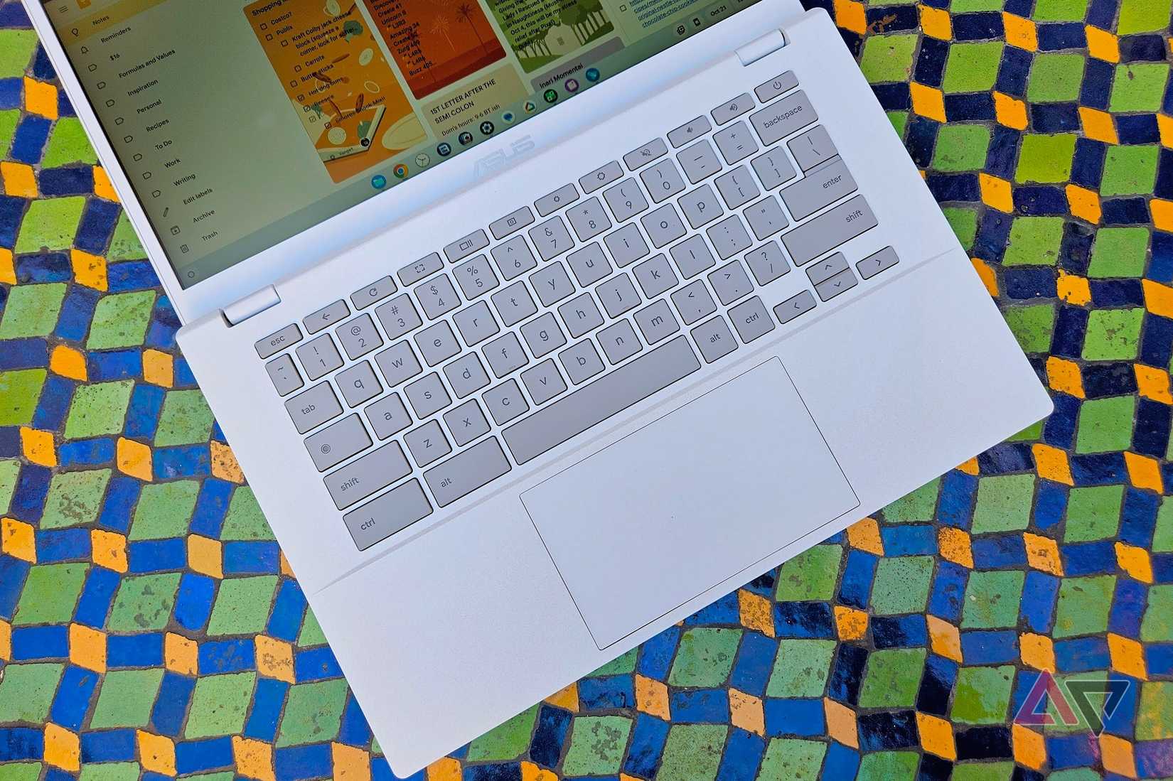 How to take a screenshot on your Chromebook