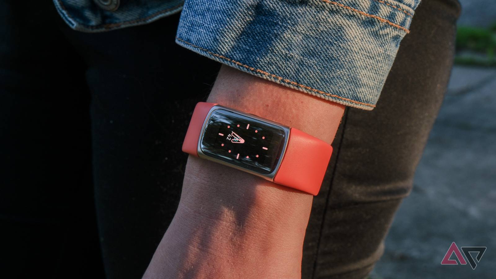 Amazon drops the price of our favorite fitness tracker to $108 with ...