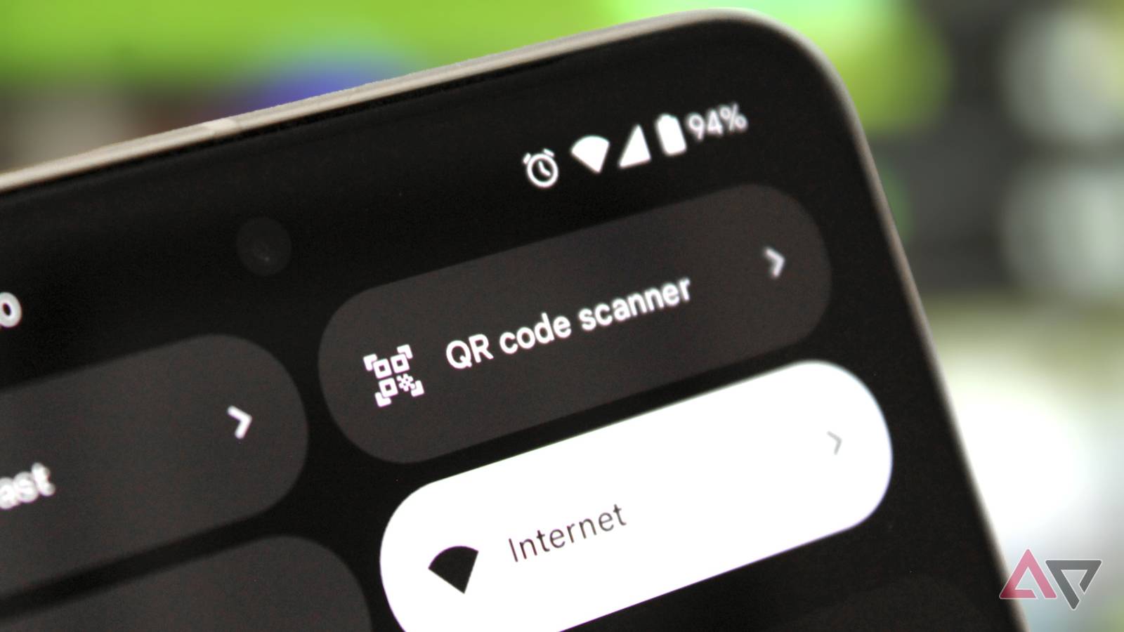 Android now makes its QR scanner way easier to use with one hand