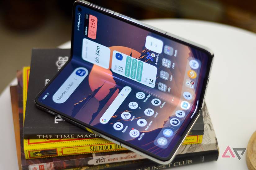 The OnePlus Open schools Samsung and Google in foldable multitasking