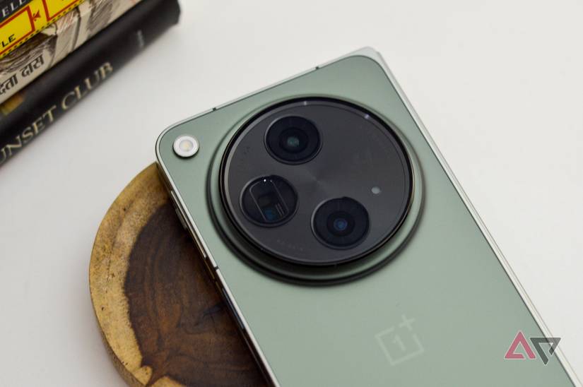 OnePlus Open vs OnePlus 11: Are you adventurous enough?