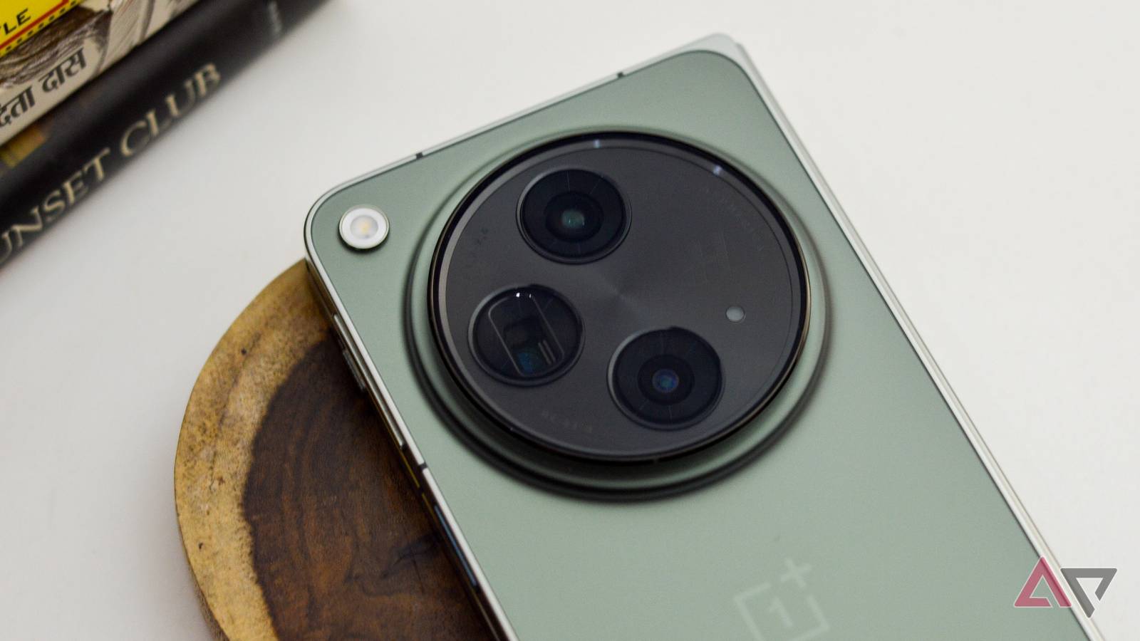 Smartphones can be boring — here's how to make them fun again