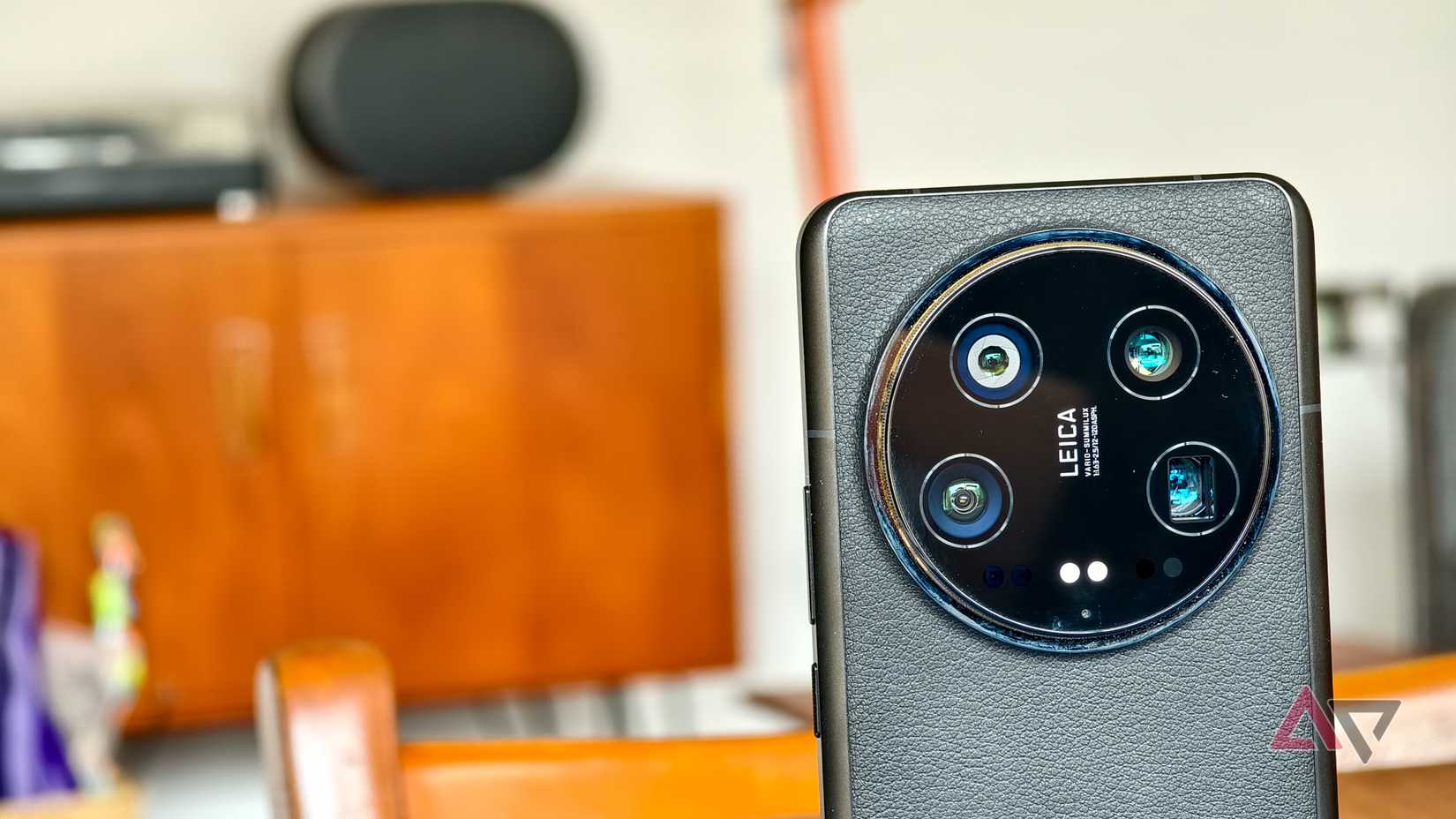 This Ultra camera phone might pay homage to an iconic Leica