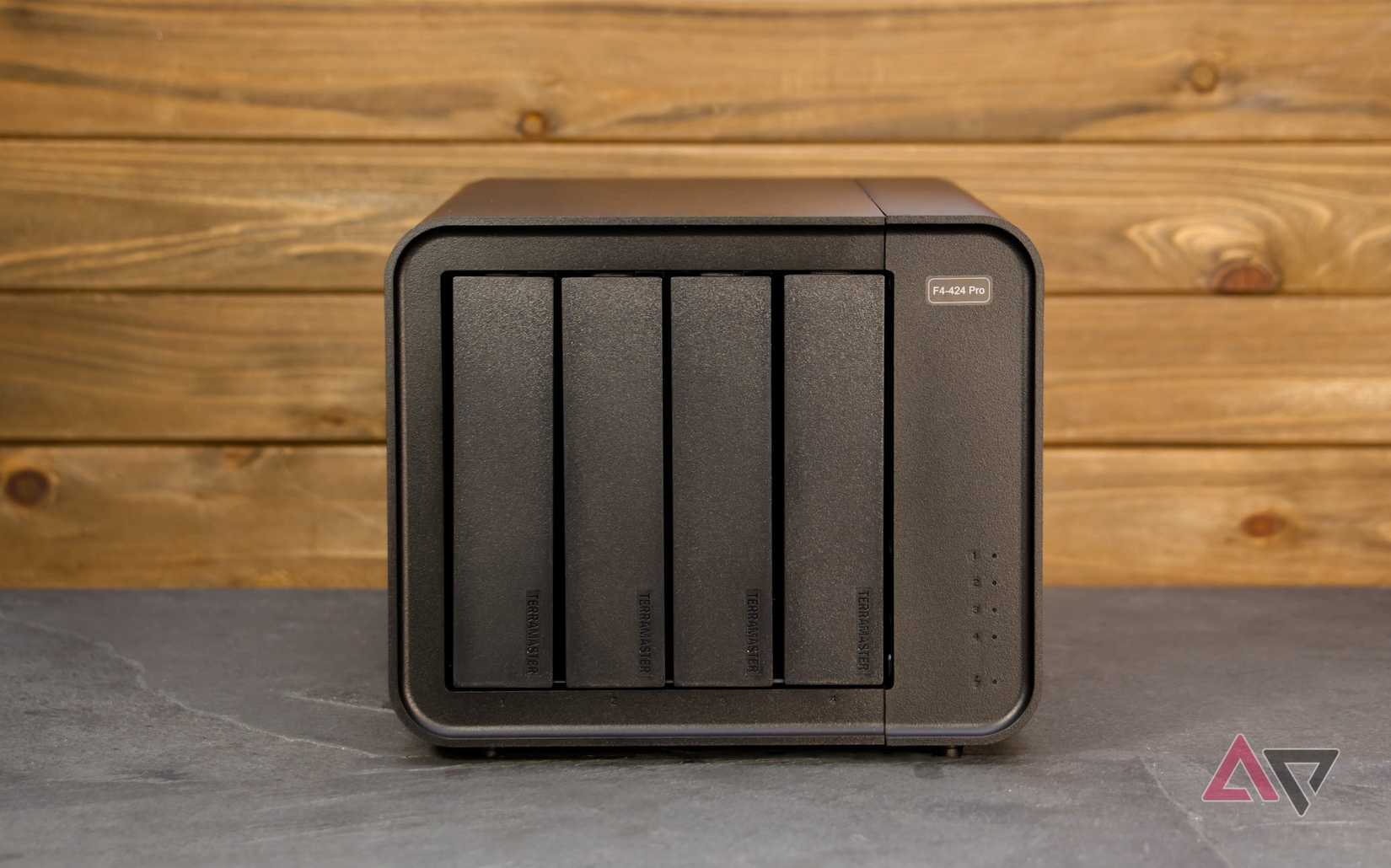 TerraMaster F4-424 Pro review: Beastly specs for a 4-bay NAS