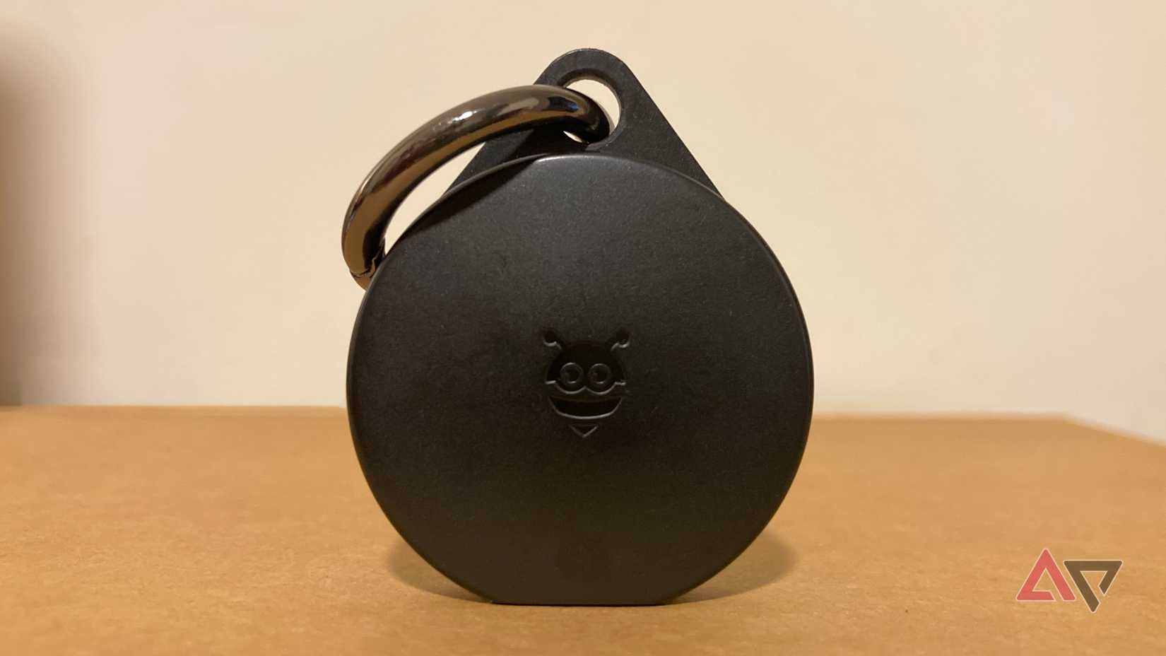 Samsung Galaxy SmartTag 2 vs. Pebblebee Clip: A tale of two networks