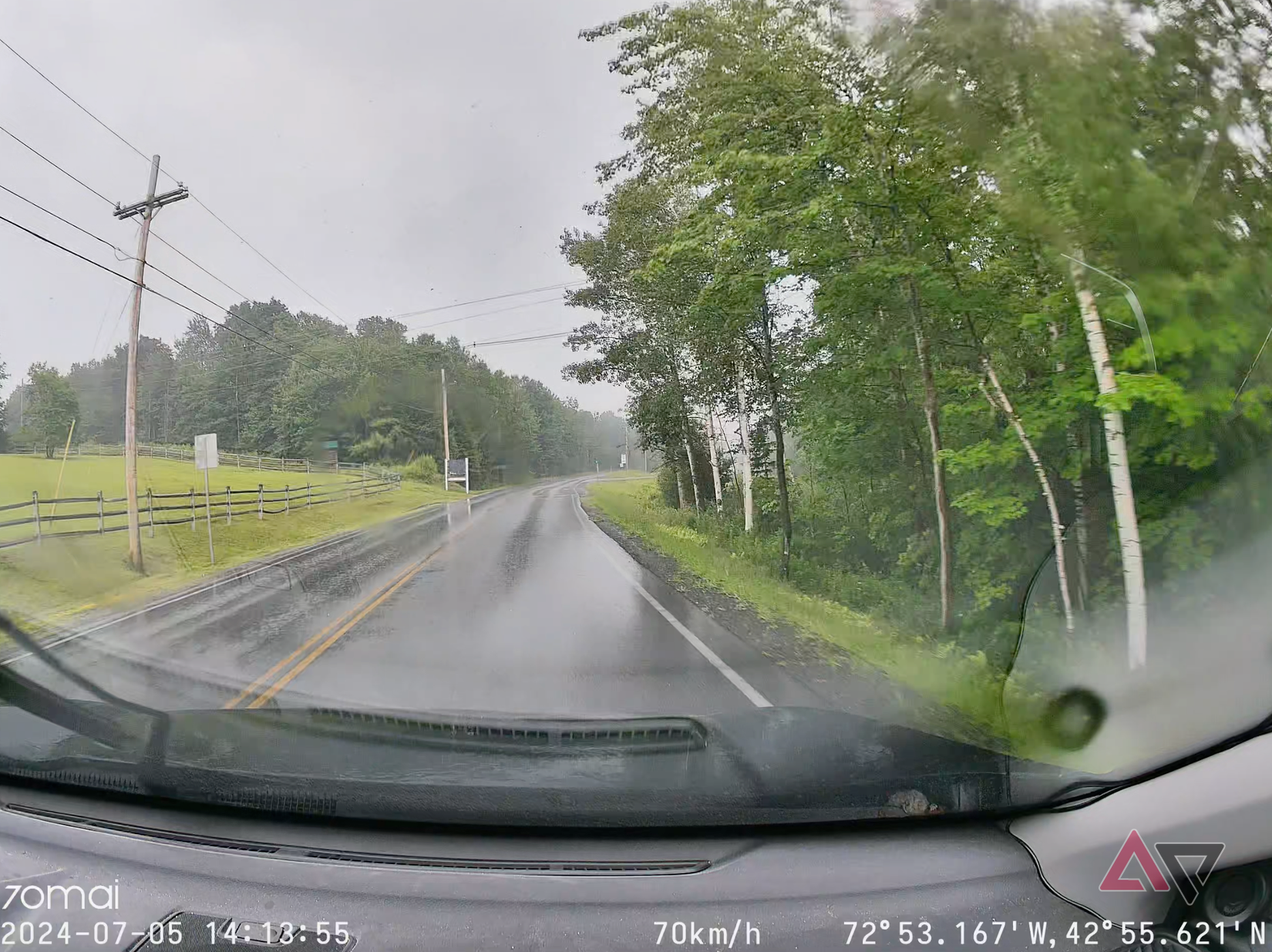 70mai A510 review: A simple in-car camera that also grabs a rear view